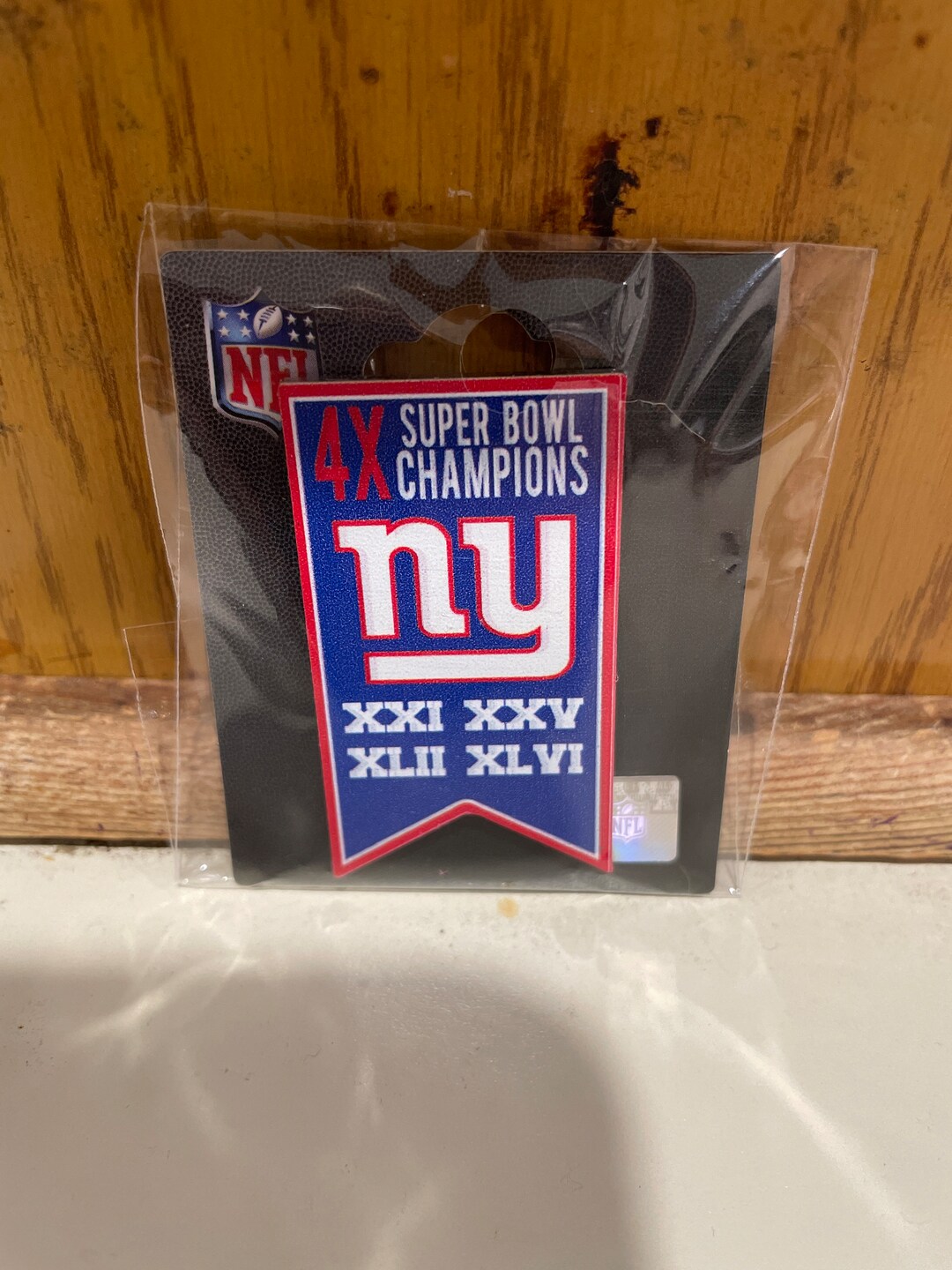 New York Giants Pin 4x Super Bowl Champions Banner Pin Hat Lapel ...