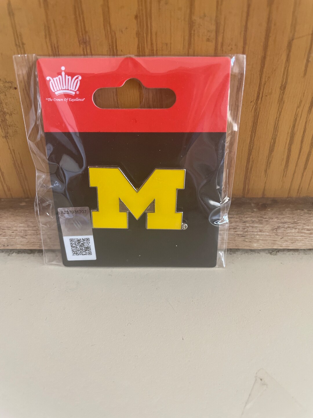 Michigan Wolverines Logo Hat Lapel Collector Pin - Etsy