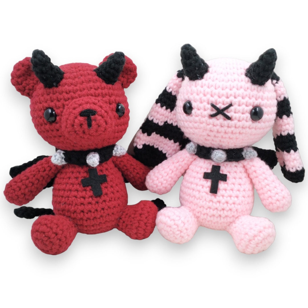 MADE TO ORDER Goth Bear and Goth Bunny Crochet Amigurumi - Etsy