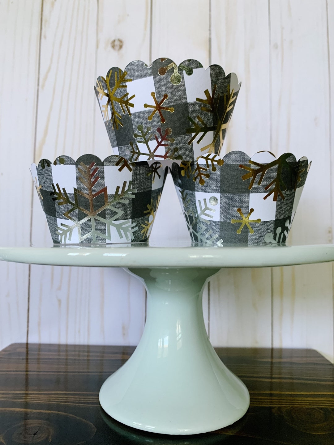 Christmas Gold Snowflake Cupcake Wrapper / Winter / Birthday - Etsy