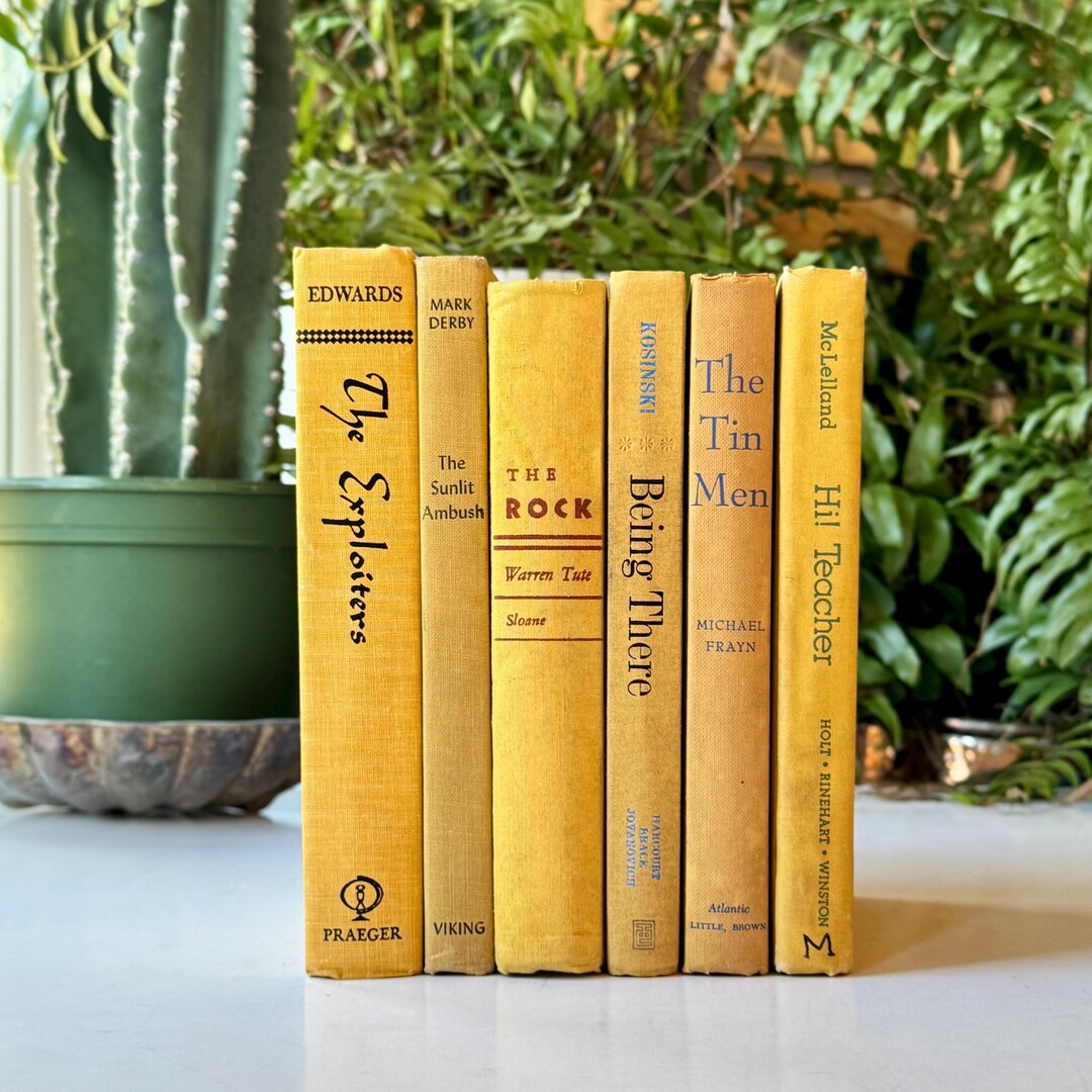 Distressed Shabby Mustard Yellow and Goldenrod Books for Display - Etsy
