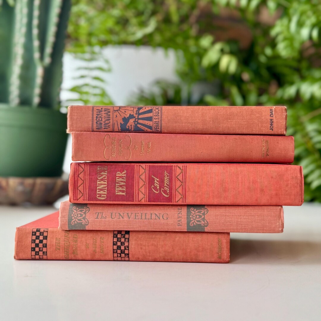Peach - Coral - Red Vintage Books for Shelf Styling, Books by Color - Etsy