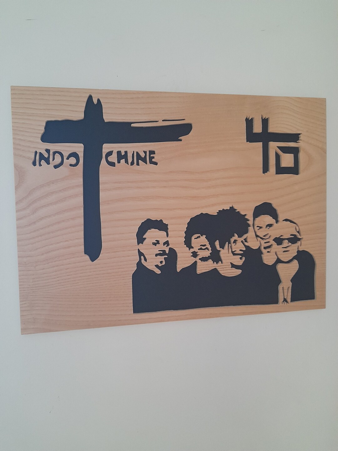 Banda indochina, Nicolas Sirkis, cuadro de madera cortado con sierra de ...