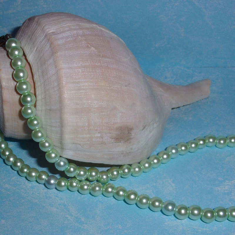 Green Pearl Necklace - Etsy