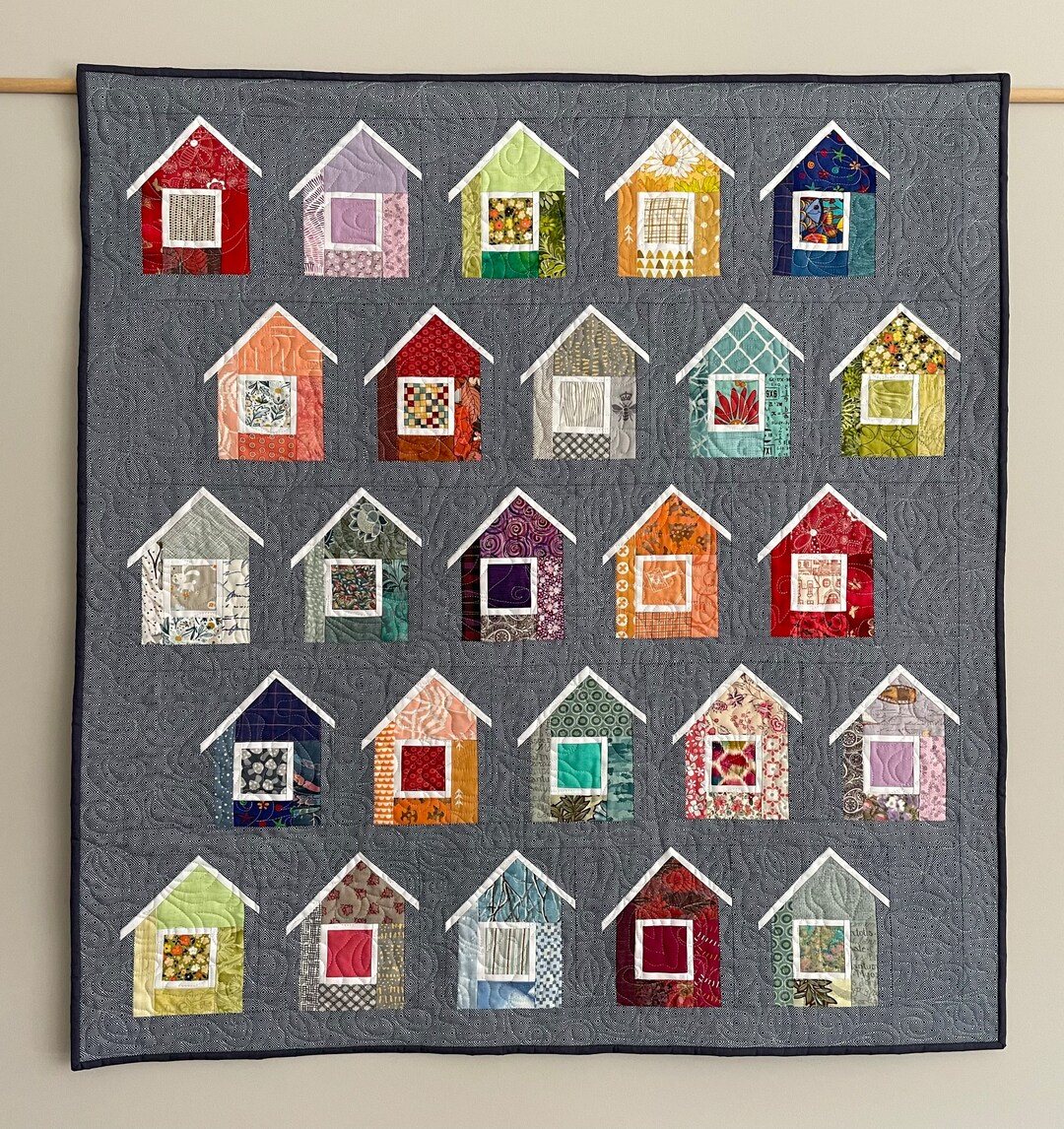 Modern Houses Quilted Wall Hanging, Multicoloured, 35 Inches Wide X 36 ...