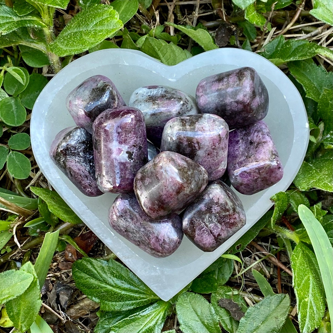 Pink Garnet, Pink Garnet Tumbled Stones, Pink Garnet Tumble Stone ...