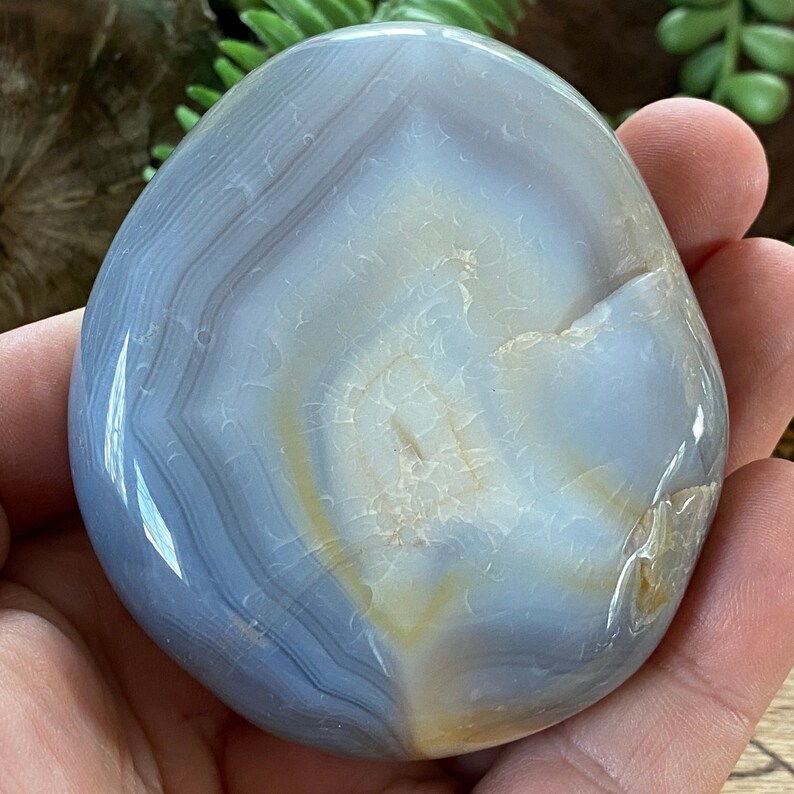 Chalcedony Agate pebble. Agate Palmstone. Banded Chalcedony. | Etsy