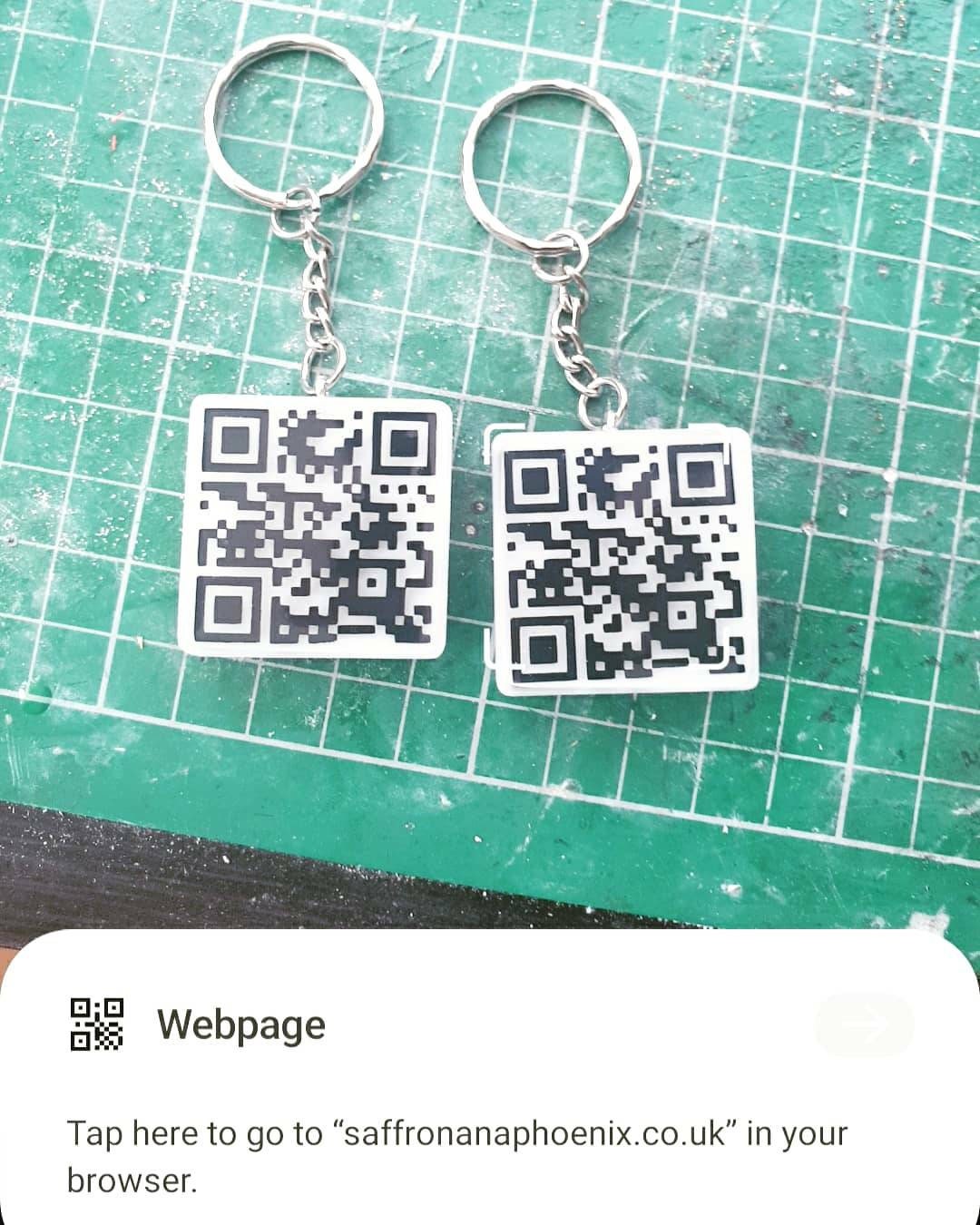 Porte-clés qr personnalisé sur le plan personnel Code fourni - Etsy France