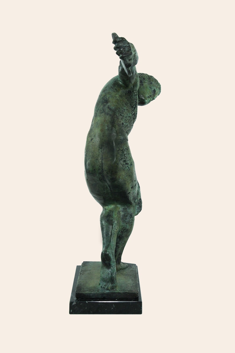 Discobolus of Myron Ancient Greek Disc Thrower Olympic Games Statue ...