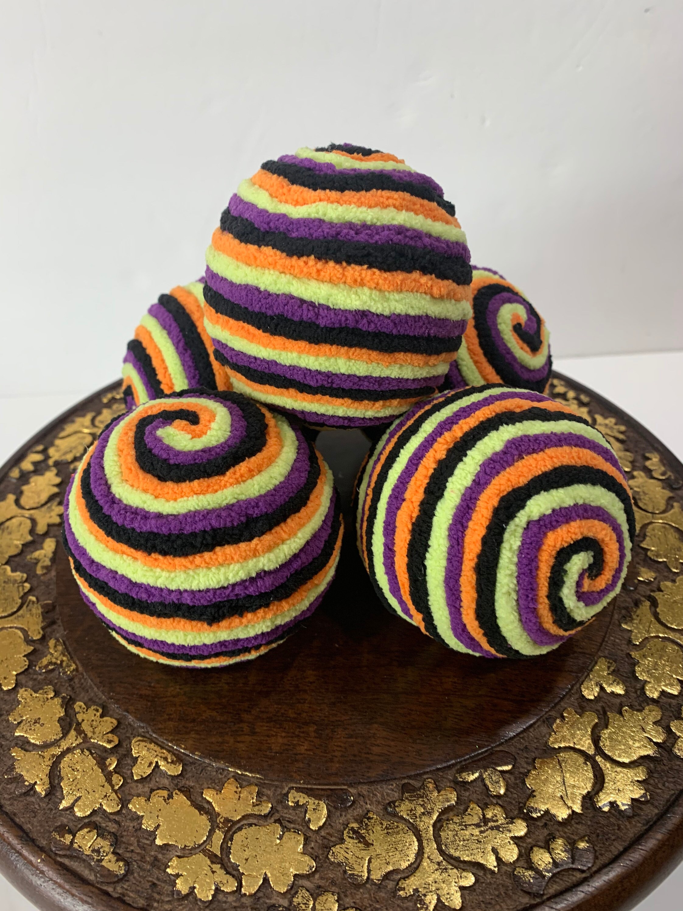 Halloween Decorative Yarn Ornaments Balls Swirly Ball Wreath - Etsy