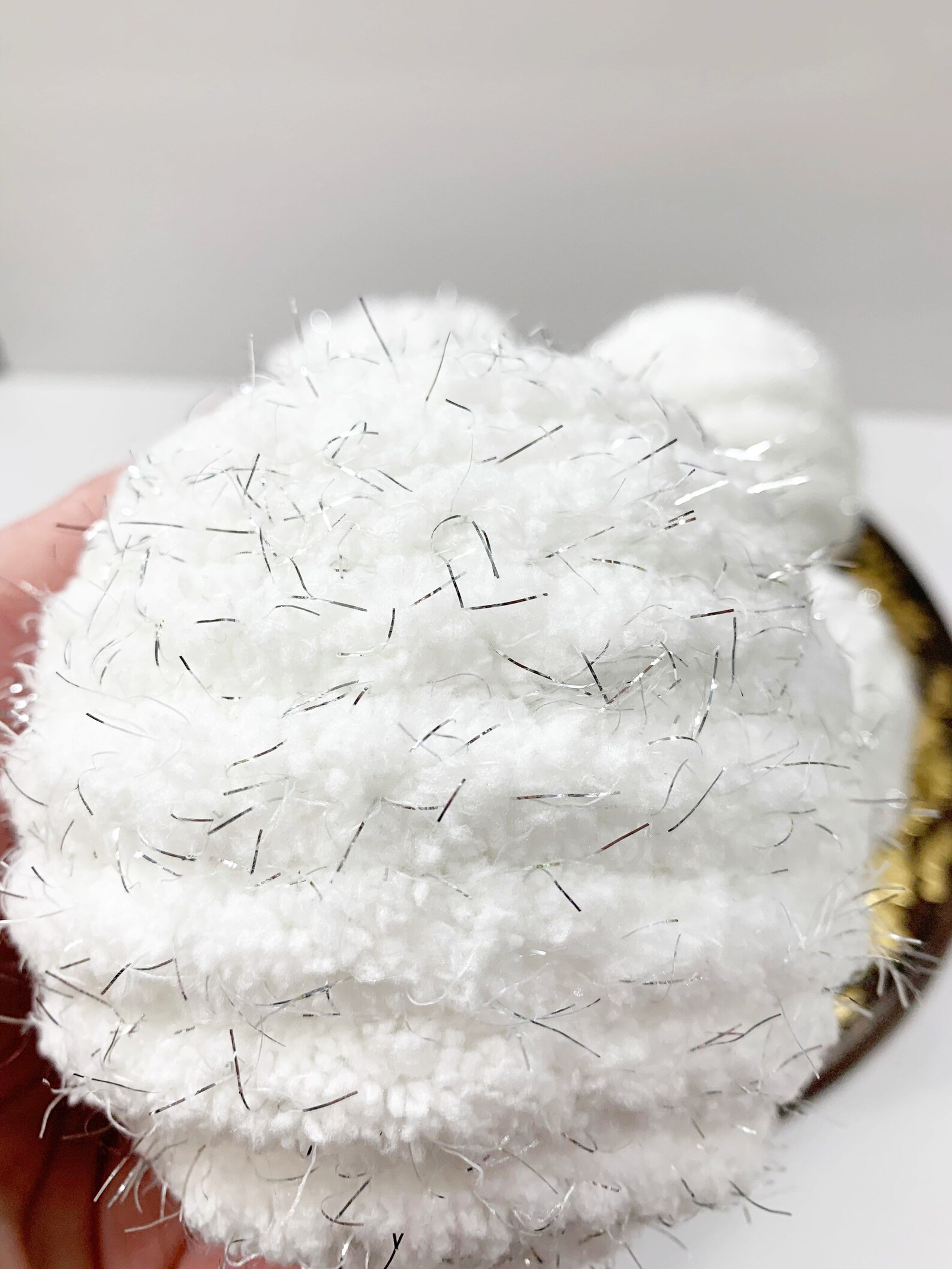 Snowball White Sparkly Decorative Yarn Ornament Balls Wreath | Etsy