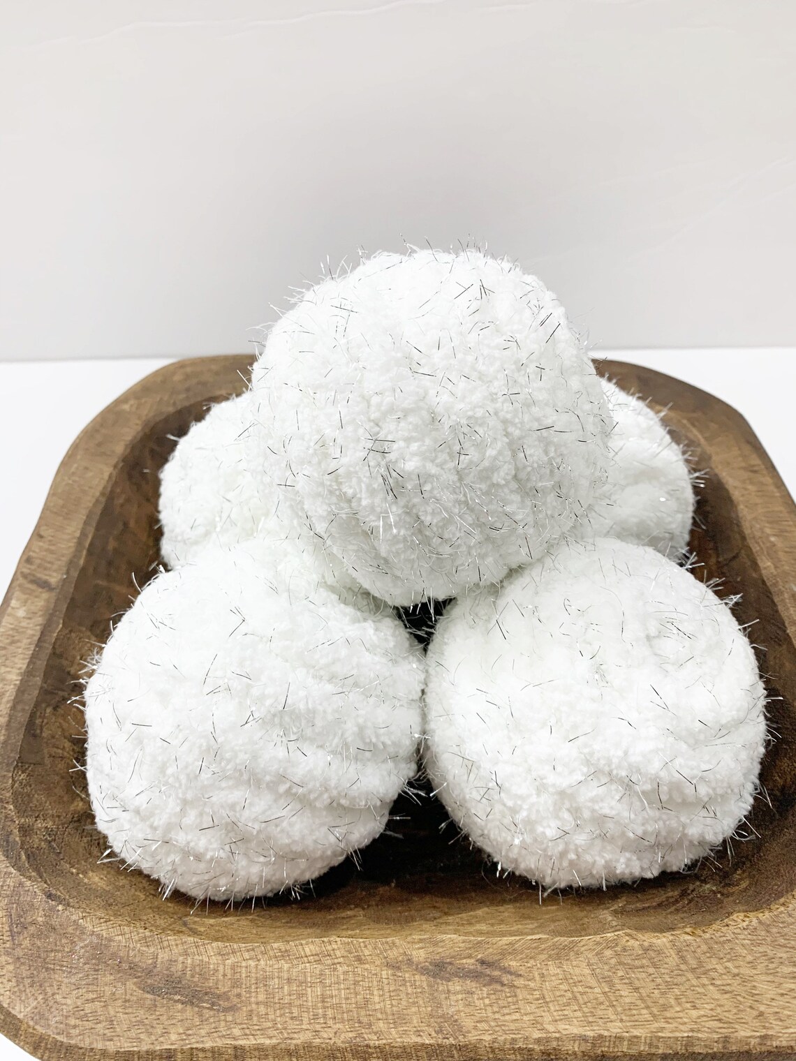 Snowball White Sparkly Decorative Yarn Ornament Balls Wreath | Etsy