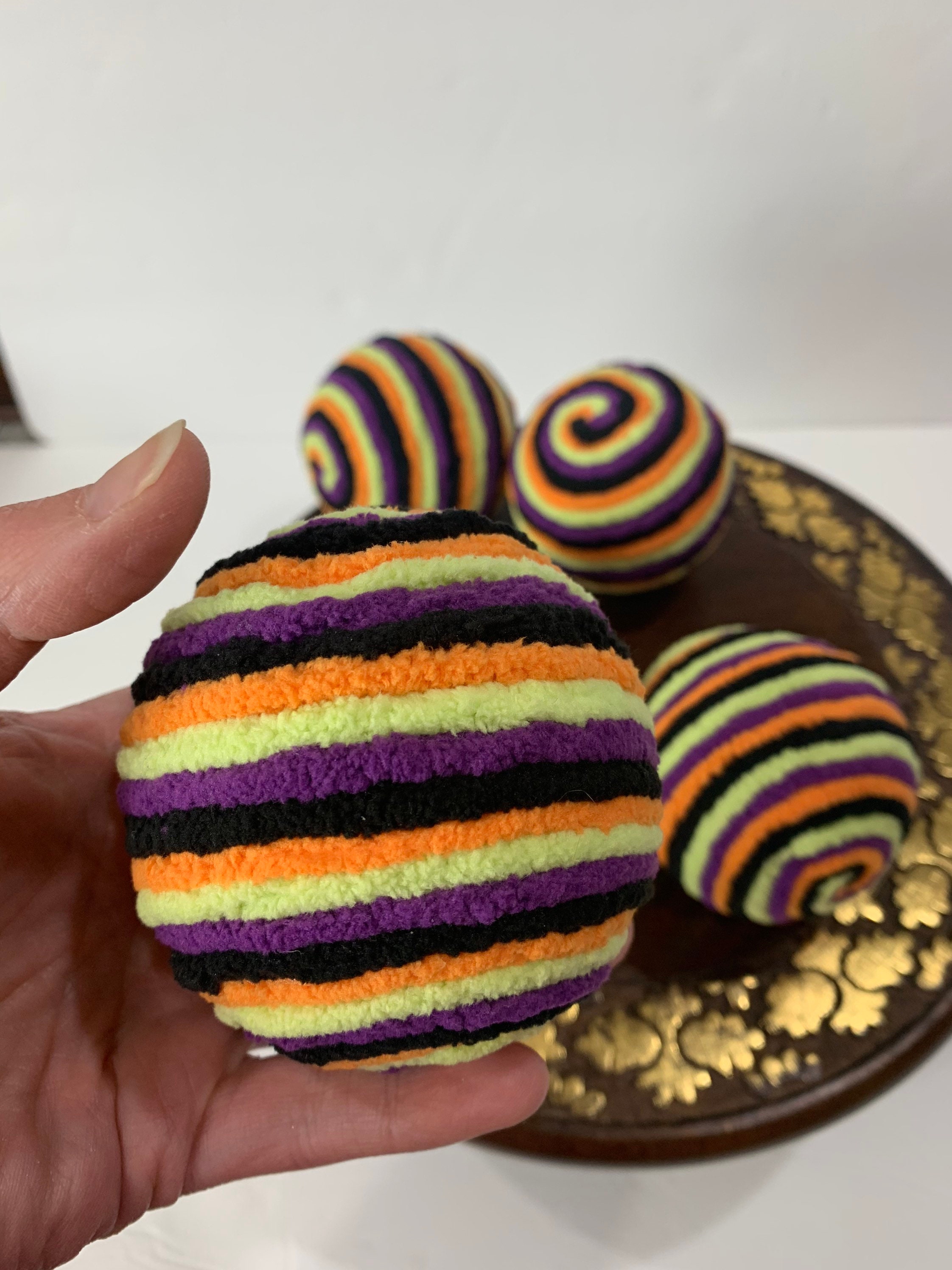 Halloween Decorative Yarn Ornaments Balls Swirly Ball Wreath - Etsy