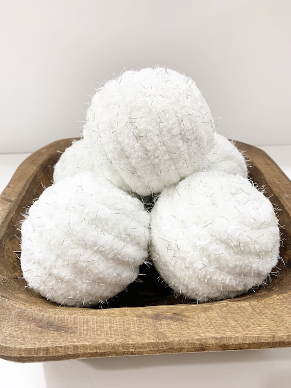 Snowball White Sparkly Decorative Yarn Ornament Balls Wreath | Etsy