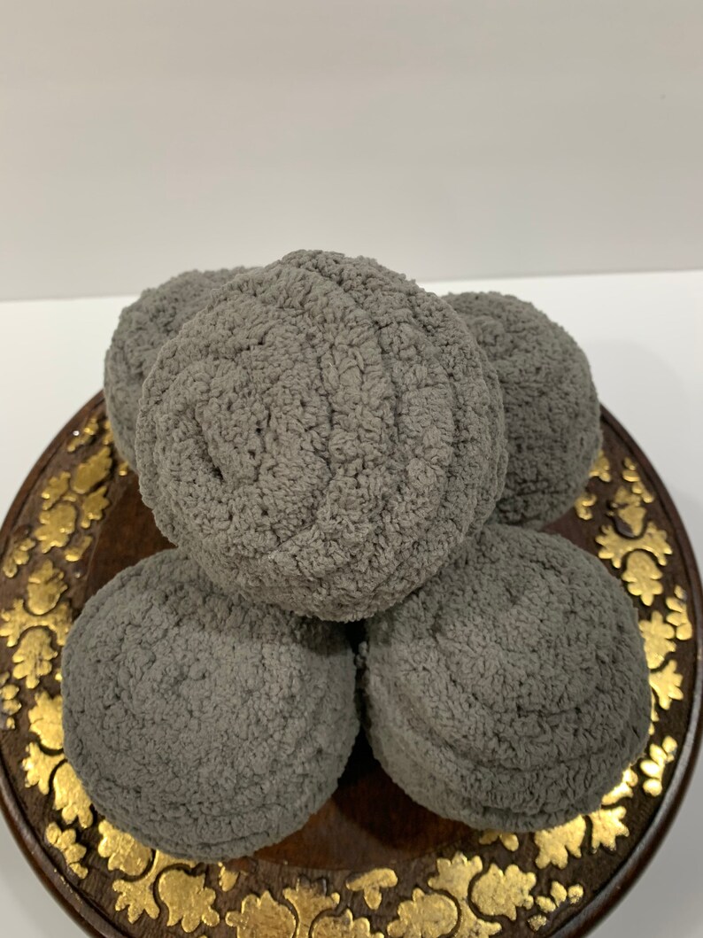 Elephant Gray Decorative Yarn Ornament Balls Wreath | Etsy