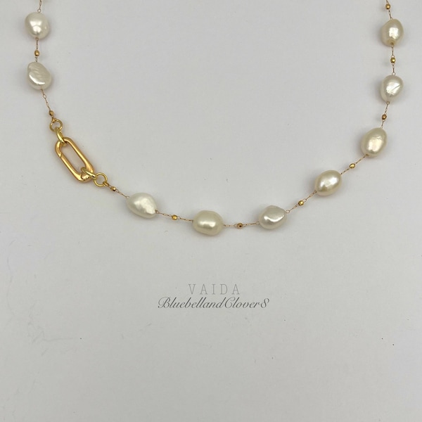 Floating Pearl Necklace - Etsy