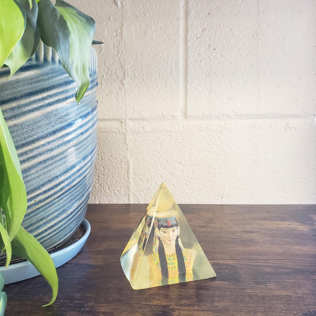 Egyptian Cleopatra Pyramid Statue - Etsy