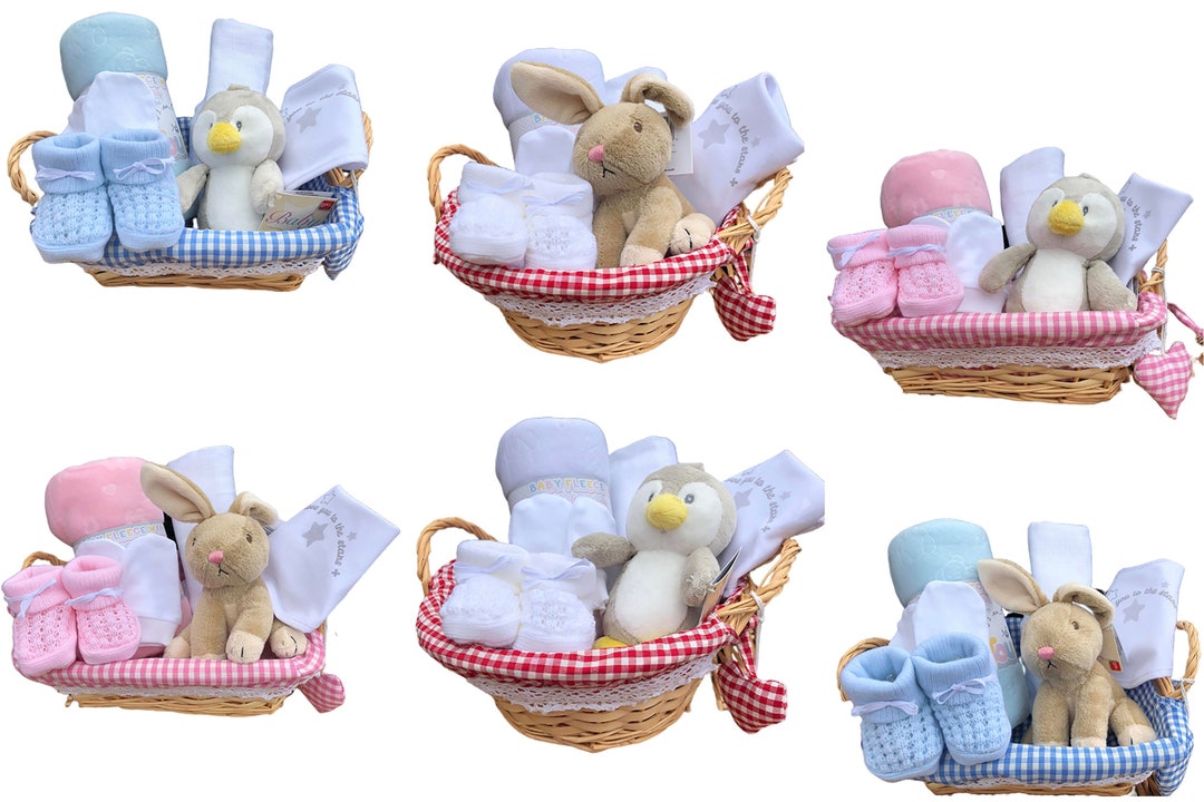Baby Hamper Gift Set 7 Piece Includes Beautiful Basket, Blanket, Soft ...