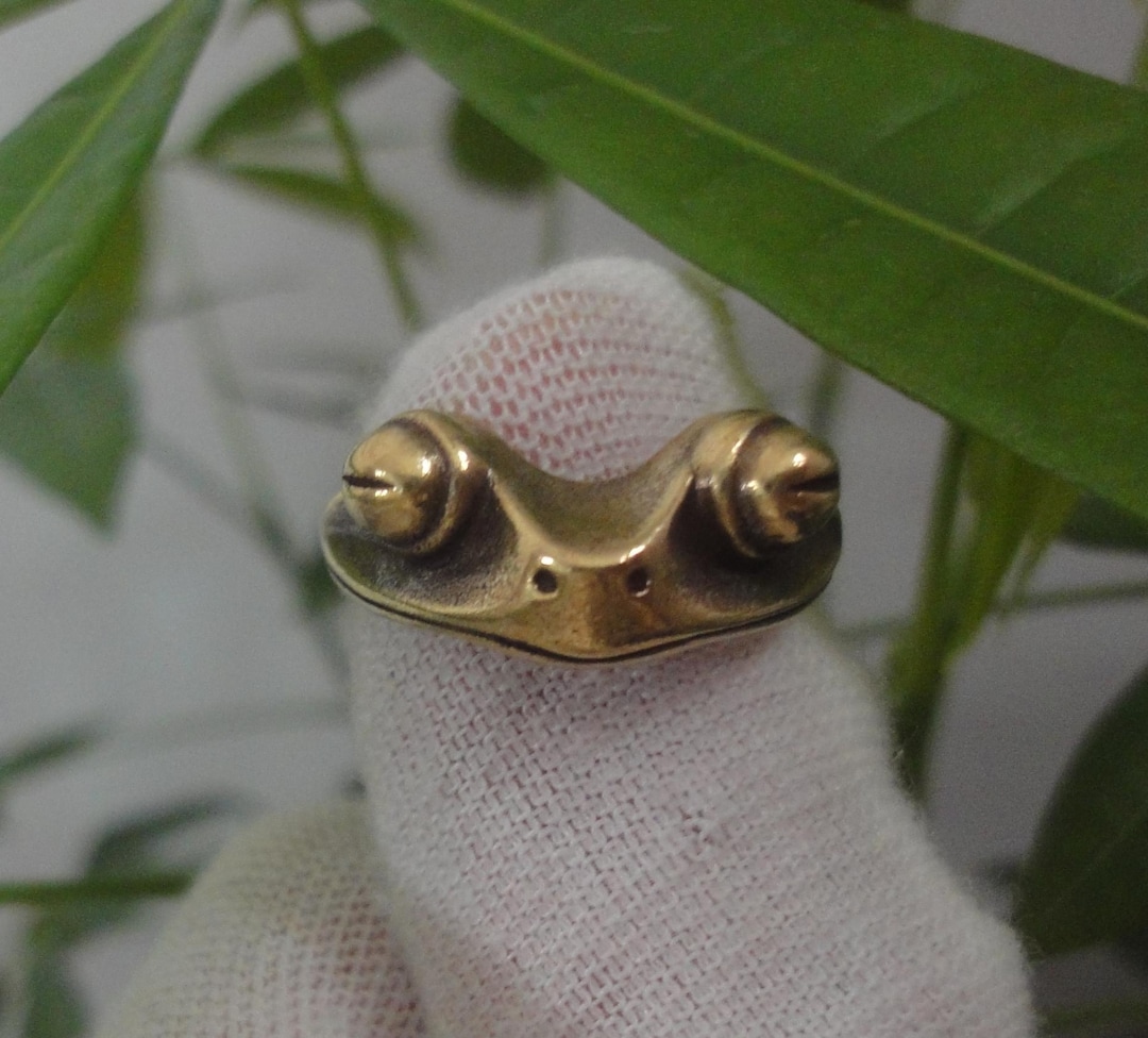 Brass Frog Ring: Adjustable Antiqued Toad Jewelry, Gift Box - Etsy