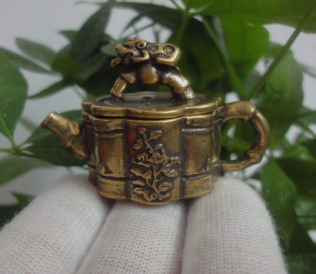 Antiqued Chinese Collection Brass Casting Mini Teapot Home Decoration ...