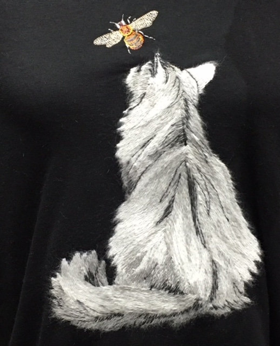 Realistic Embroidered Cat T-shirt - Etsy