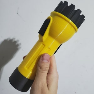 Lethal Company Pro Flashlight Prop - 1:1 Scale Model - Etsy