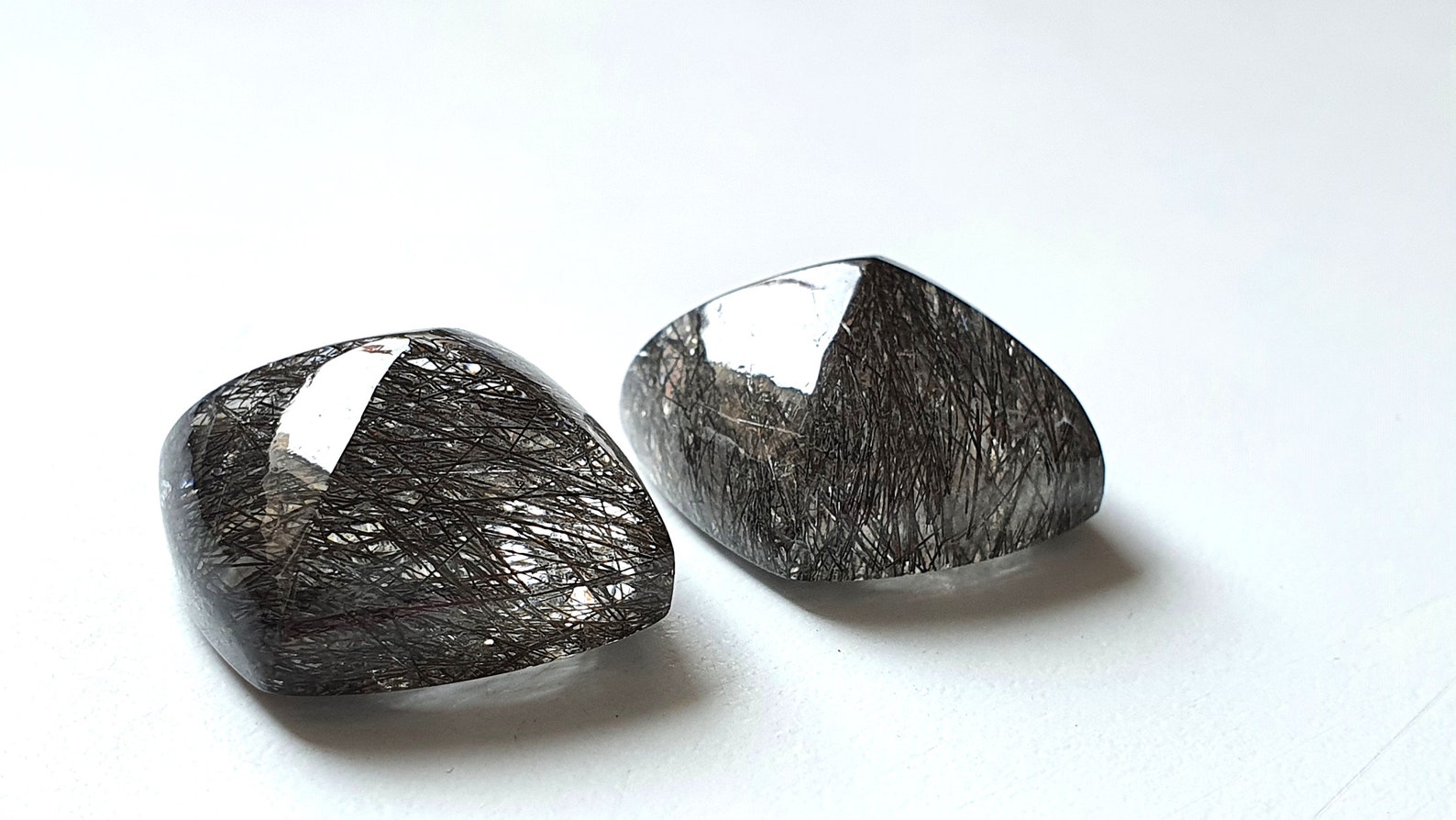 Natural Black Rutile Sugarloaf AAA Quality Rutile gemstone | Etsy