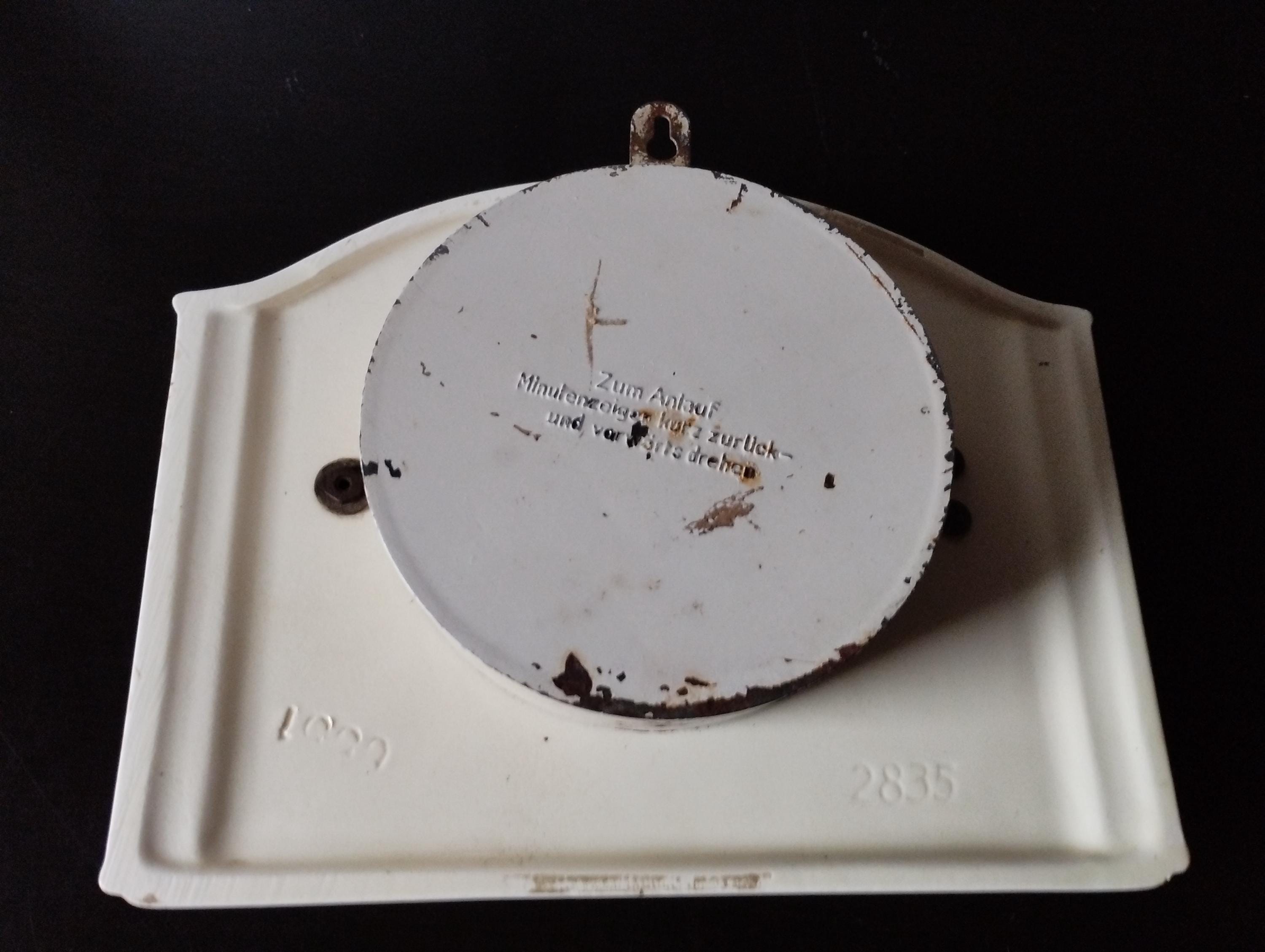 VINTAGE KITCHENCLOCK / White Kitchen Clock - Etsy