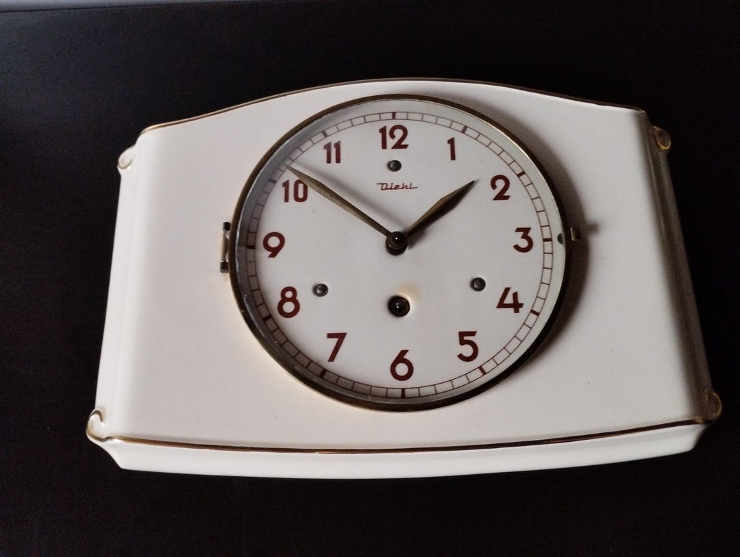 WHITE KITCHEN CLOCK / Vintage Kitchen Clock - Etsy