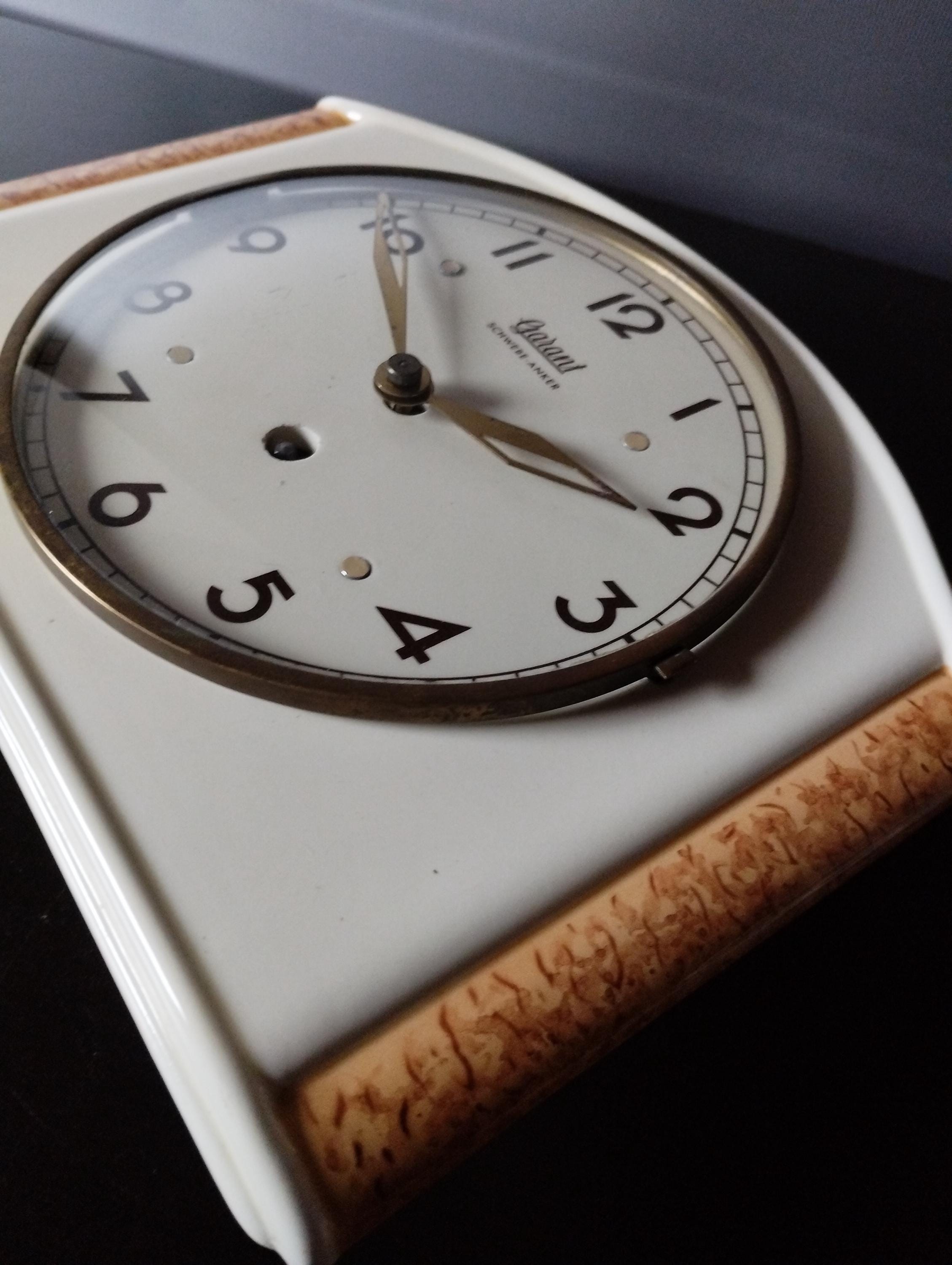 VINTAGE KITCHENCLOCK / White Kitchen Clock - Etsy