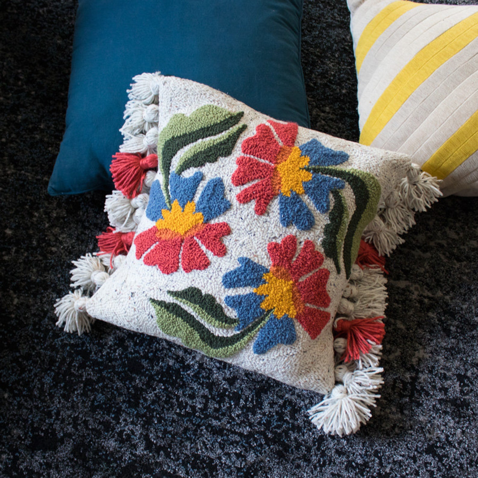 Triad of Flowers Pillow - 18" X 18" Pattern, Punch Needle, Rug Hooking ...