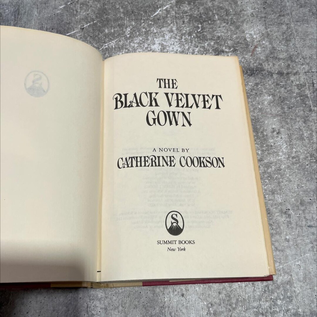 The Black Velvet Gown Book, by Catherine Cookson, 1984 Hardcover RARE ...