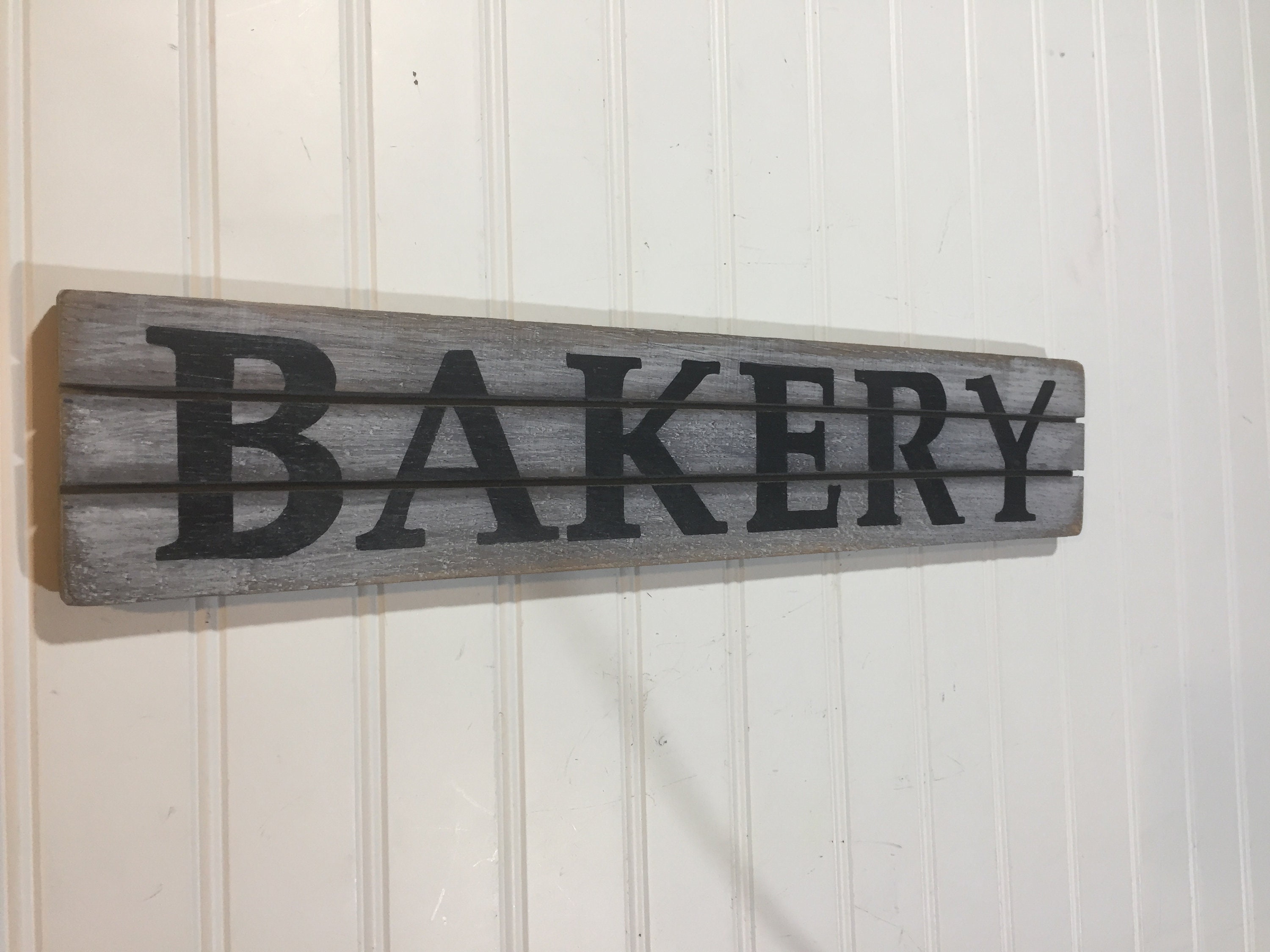 BAKERY SIGN, Bakery Wooden Sign, Farmhouse Style Bakery Sign, Pallet ...