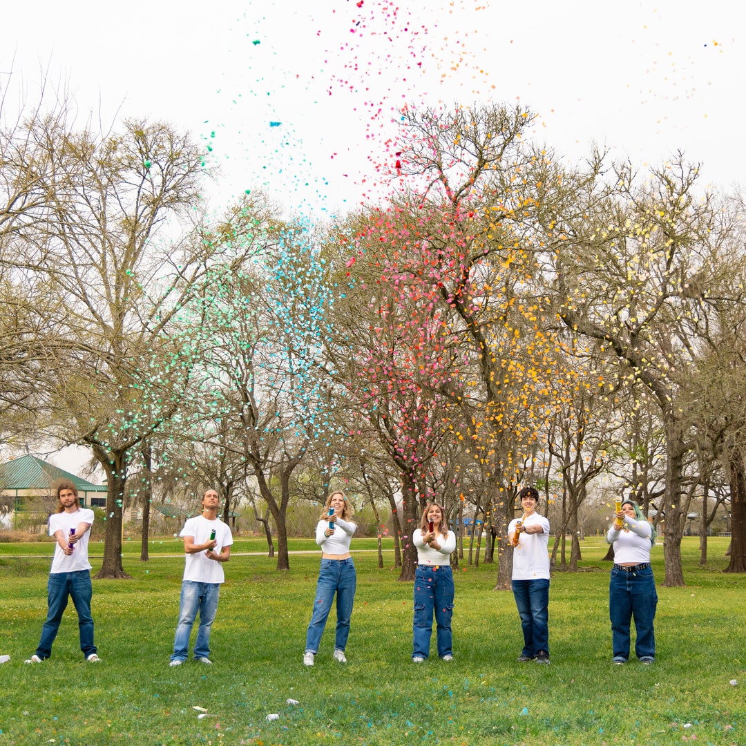 Rainbow Confetti Poppers Biodegradable Pride Rainbow Color Run Party ...