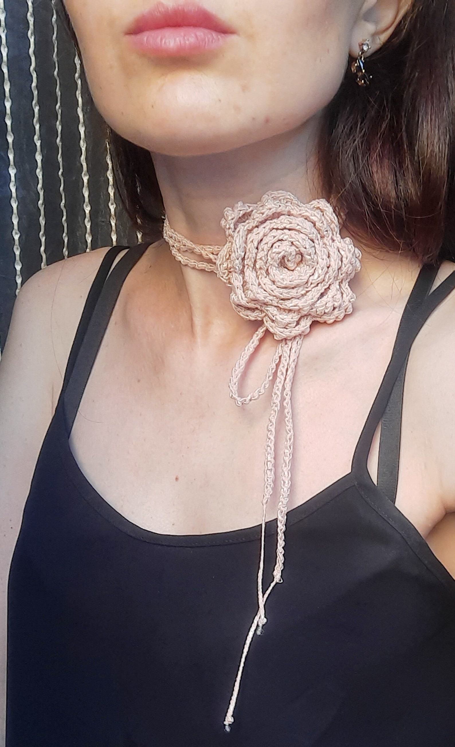 Nude Rose Crochet Choker/powdre Crochet Rose Necklace/crochet Rose ...