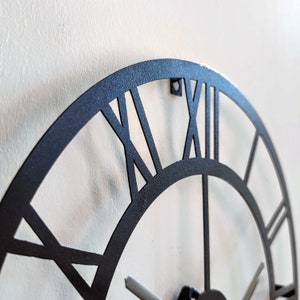 Metal Wall Clock Black Metal Large Clock for Kitchen, Bedroom and ...