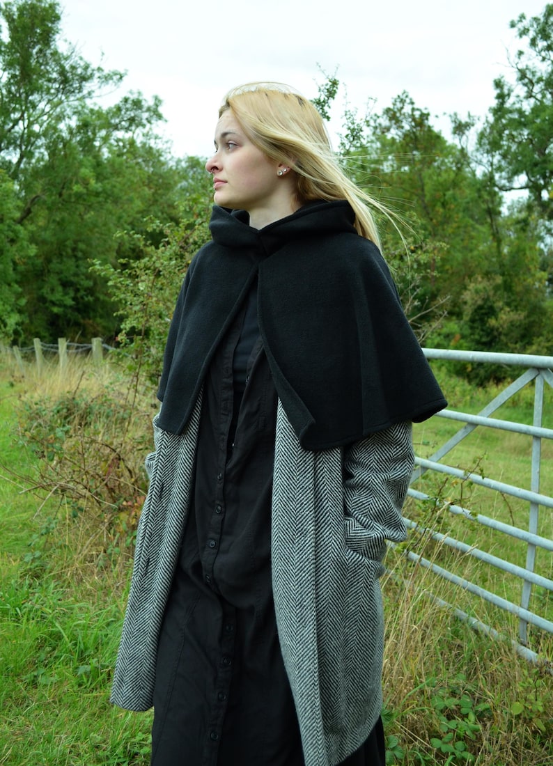 Black Fleece Cape With Hood. Short Cloak Over Coat - Etsy