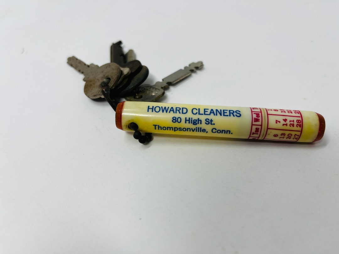 Vintage Keychain and Five Vintage Keys for Howard Cleaners 80 - Etsy