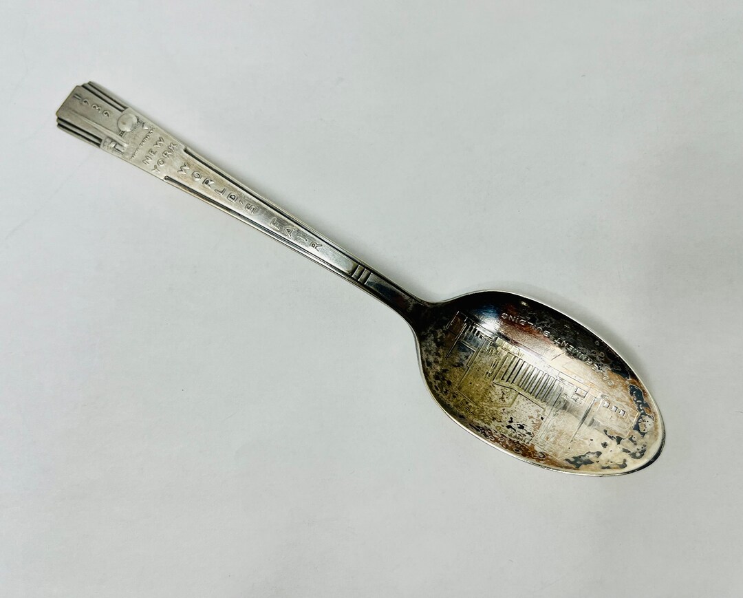 Vintage 1939 Worlds Fair Spoon New York Drawing of United States ...