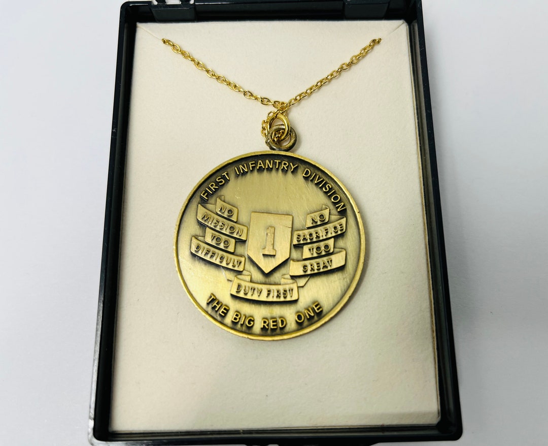 Vintage Challenge Coin Medallion Pendant Big Red One First Infantry ...