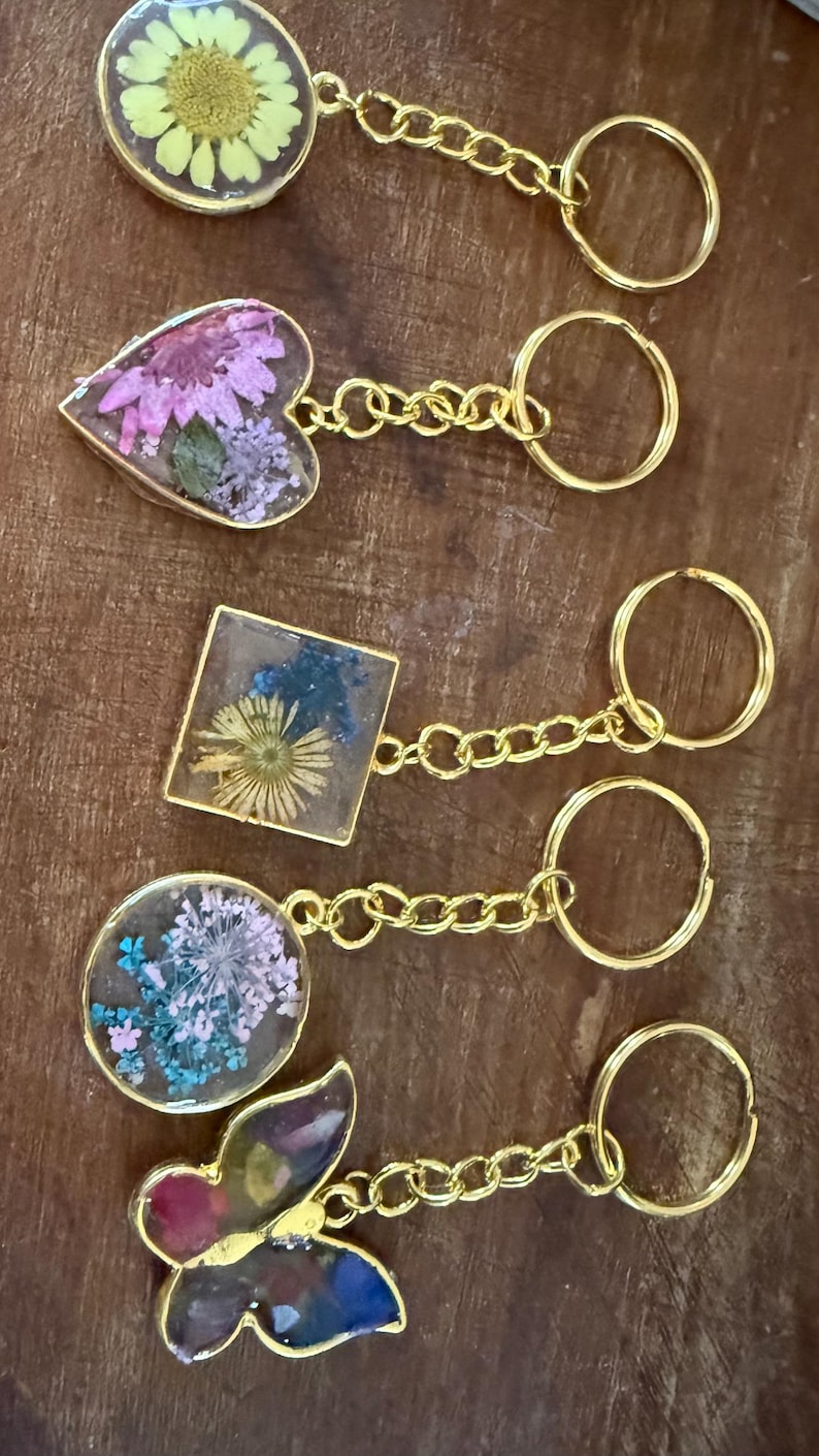 Customizable Epoxy Resin Keychains - Etsy