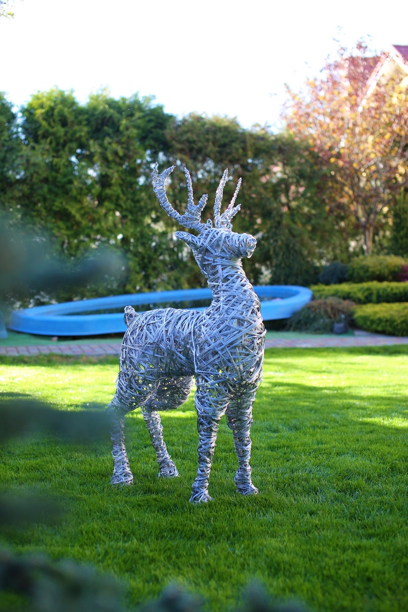 Wire Sculpture,topiary Frame Deer - Etsy