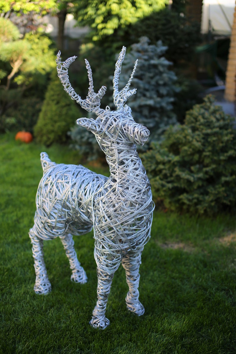 Wire Sculpture,topiary Frame Deer - Etsy