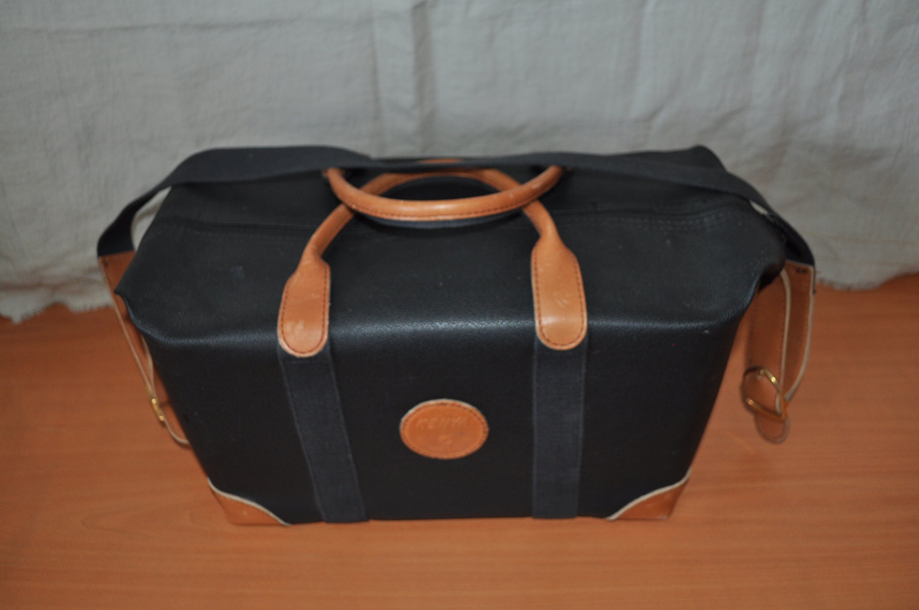 Vanity Vintage DELSEY Model KENYA - Etsy