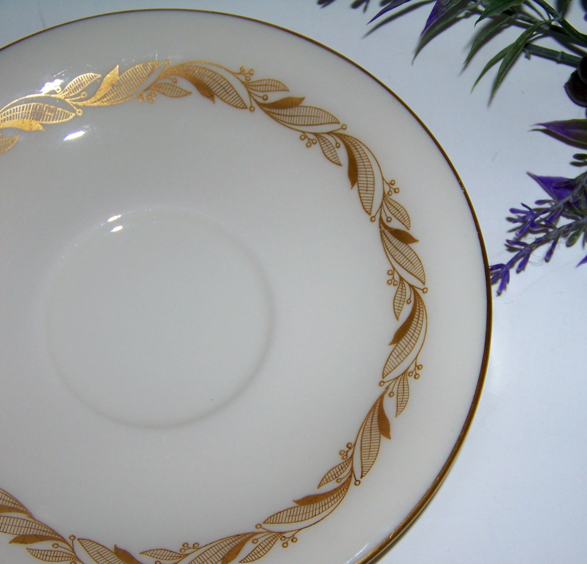 Vintage Castleton China USA Inner Gold Leaf Carlton Footed - Etsy