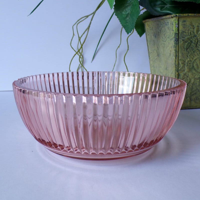 Vintage Pink Bowl - Etsy