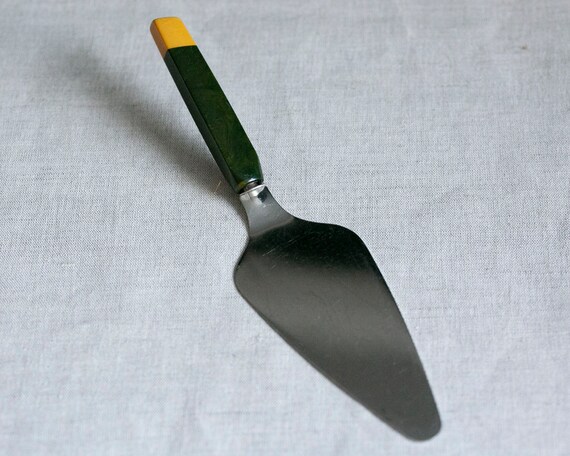 Flatware & Silverware cake lifter from the 1950s mid century Cake ...