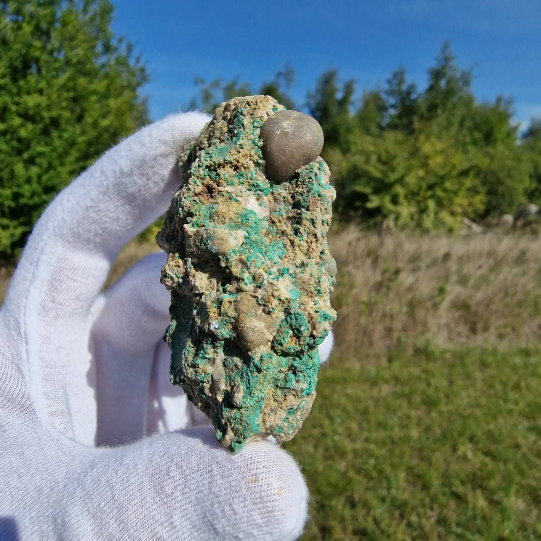 Brochantite and Malachite Alderley Edge Mine British Minerals Minerals ...