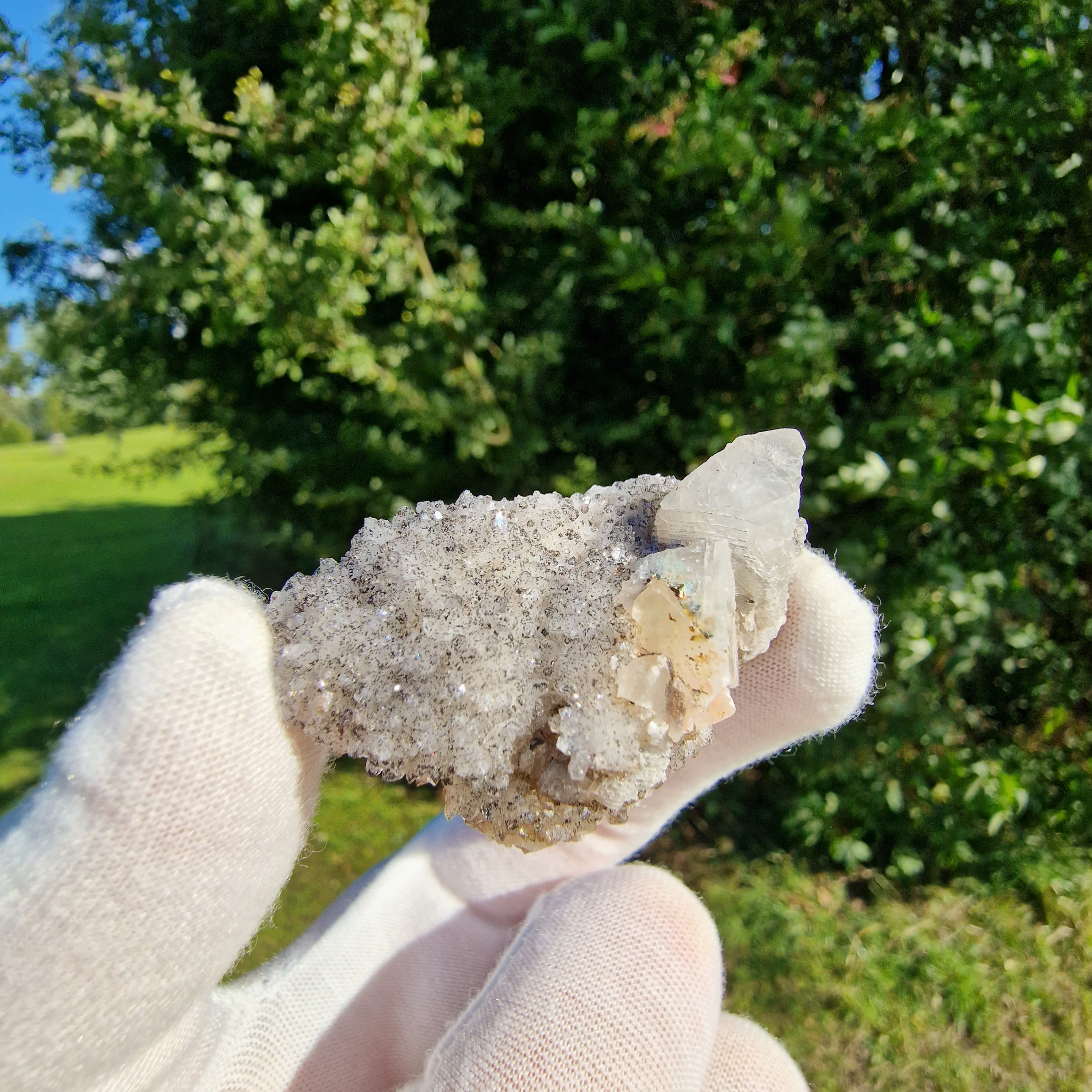 Calcite and Quartz With Geothite Inclusions - Calton Hill Quarry ...