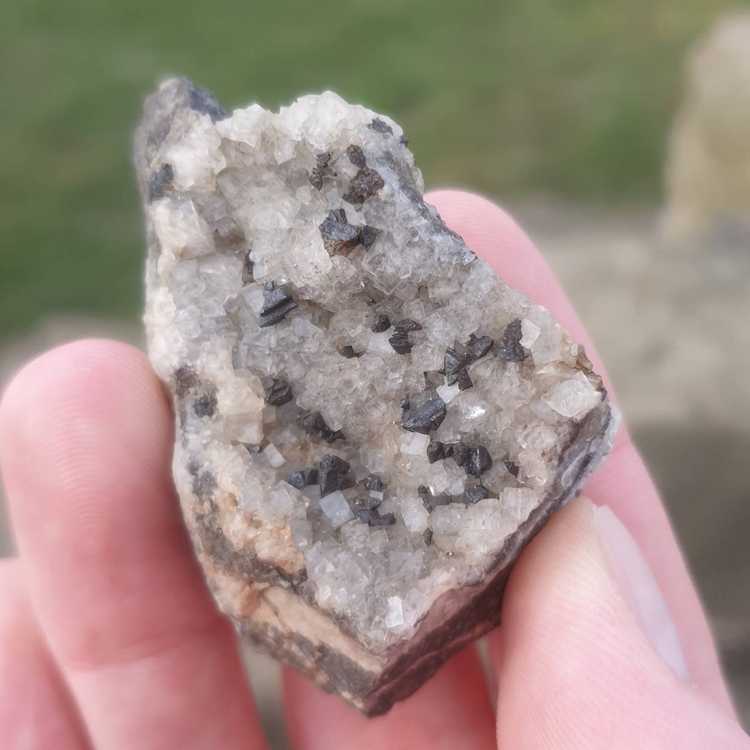 Sphalerite on Fluorite - Ladywash Mine - Derbyshire Minerals - Minerals ...